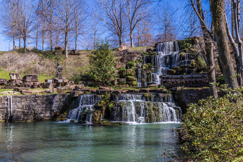 3/3/17 – A Visit to Tuscumbia | Picture Birmingham