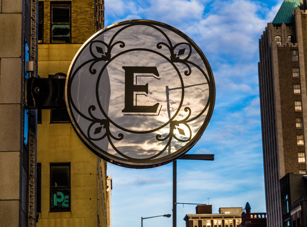 12/29/17 – Features of The Elyton Hotel | Picture Birmingham